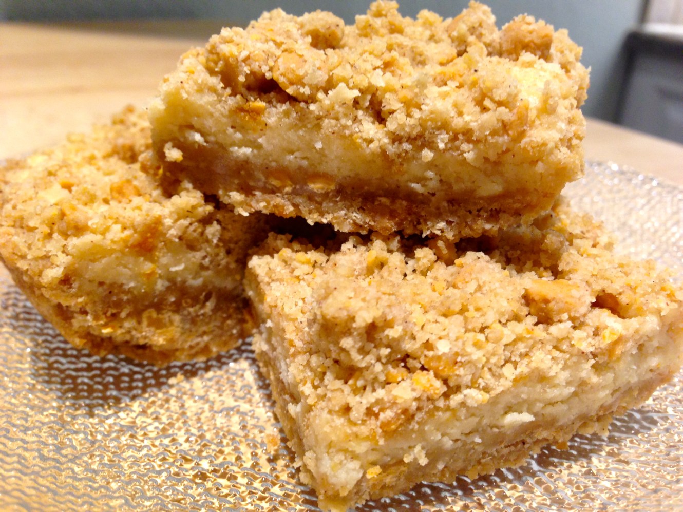 Oatmeal Cream Cheese Butterscotch Bars… – You Betcha Can Make This!
