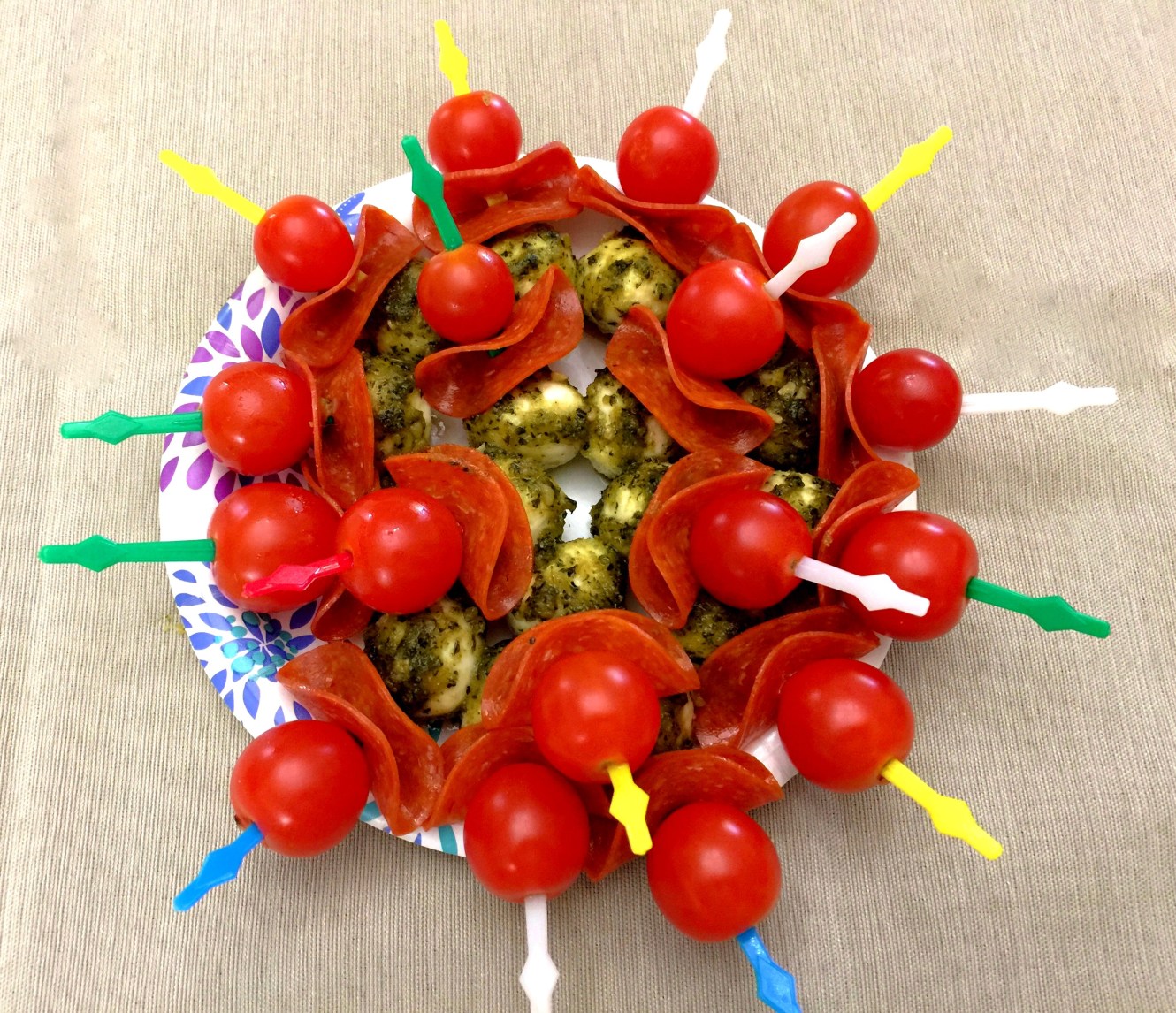 Skewered Italian Appetizer Bites… – You Betcha Can Make This!